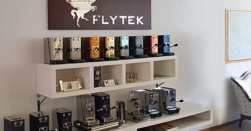 Coffee machines with pods or capsules system for Home and Office | Flytek